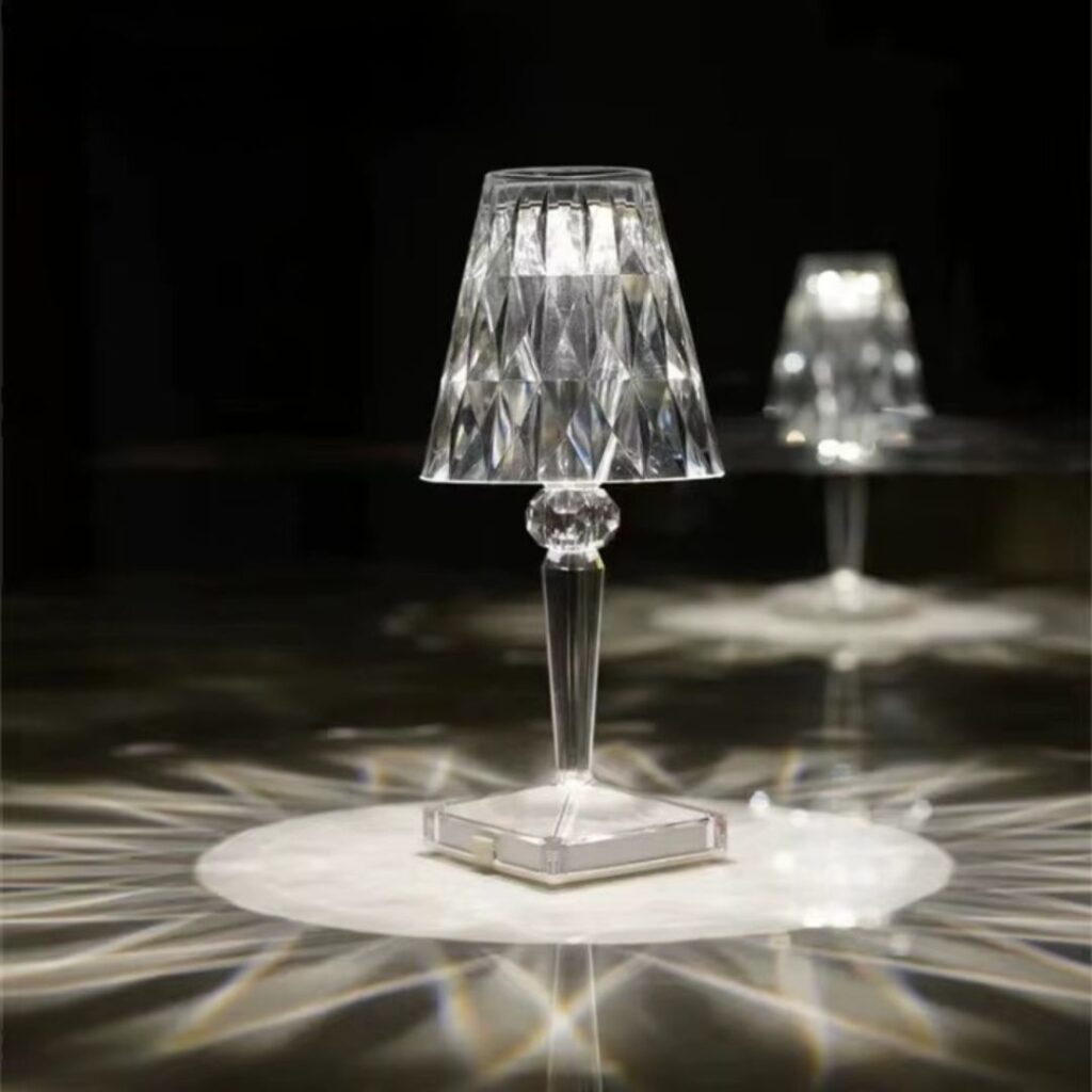 Lampe de table LED tactile en cristal - Luminaire Design